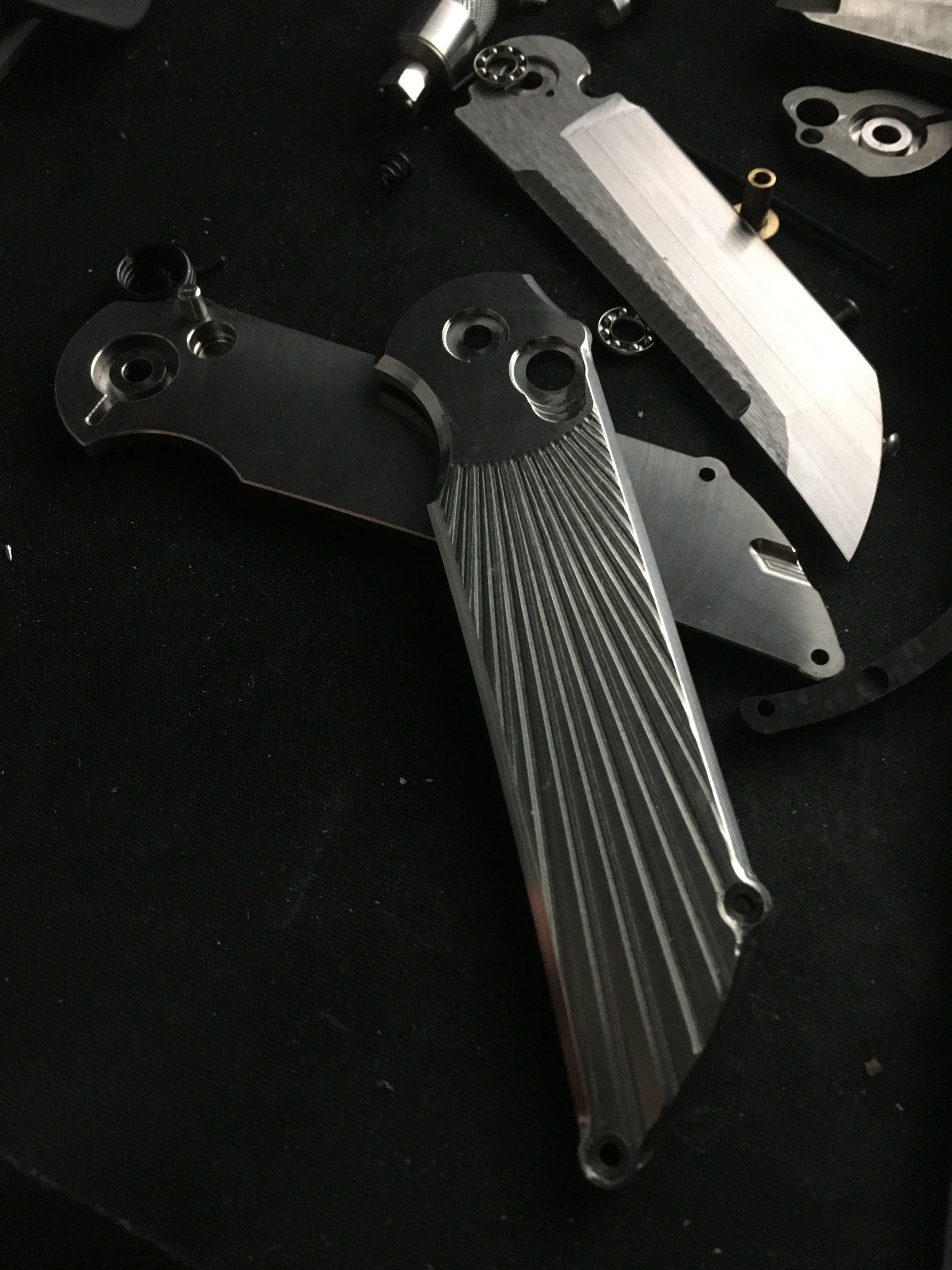 Custom knives made in the USA by Jake Hoback – Hoback Customs